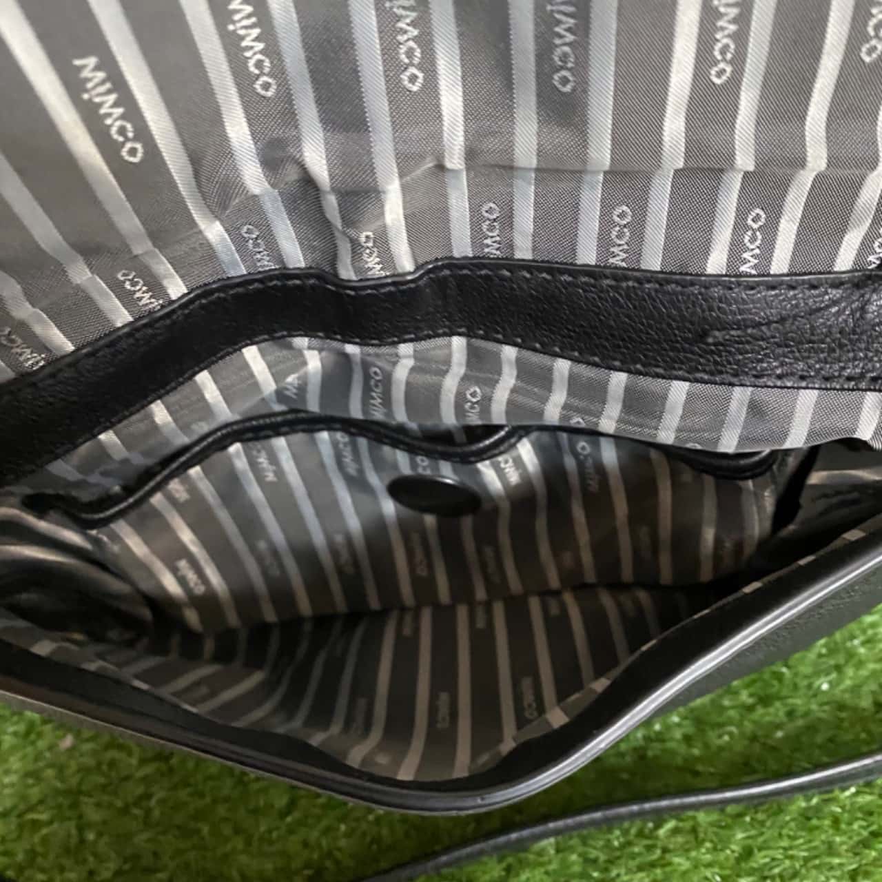 Mimco Black Leather Crossbody Handbag (s)