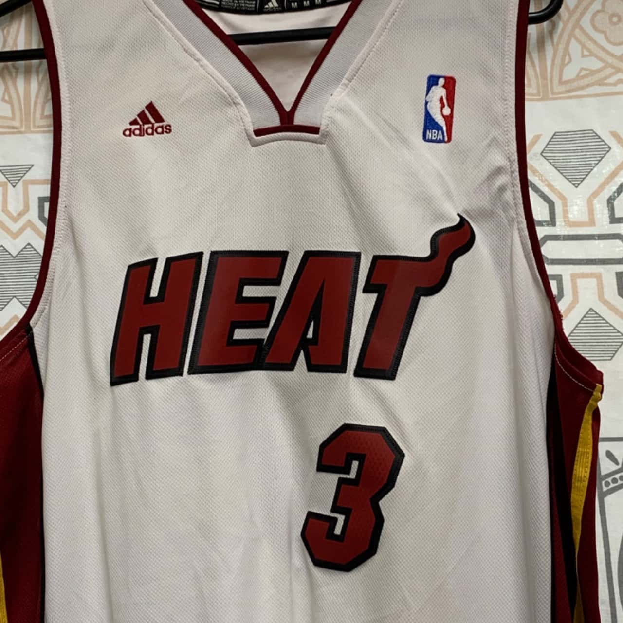 Basketball Jersey Heat Wade 3 Men's Size M RED/White