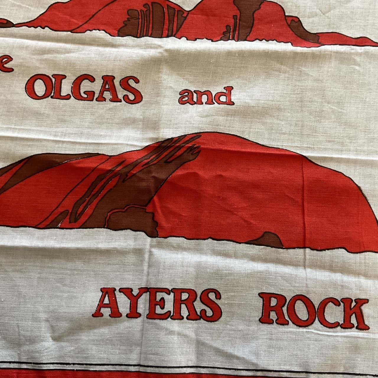 Vintage Uluru ( Ayer’s Rock) and Kata Tjuṯa (The Olga’s) Souvenir ...