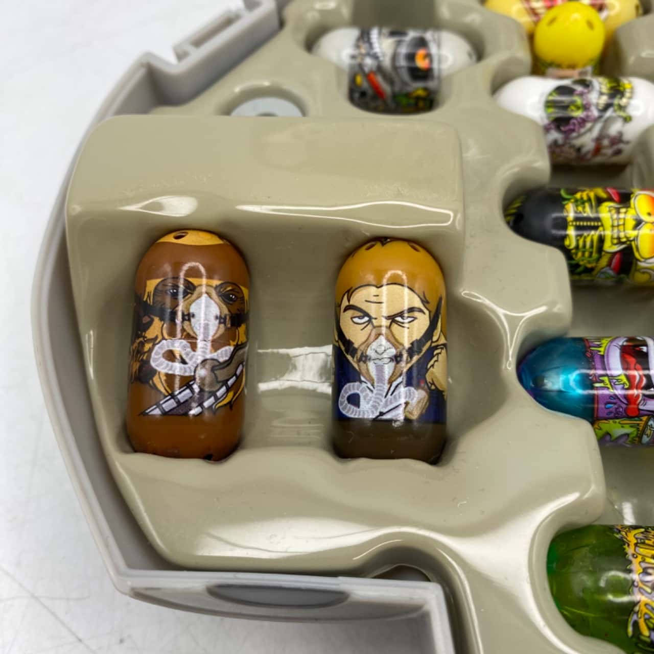 Mighty Beanz 2010 Star Wars Storage Case Holds 40 Moose Enterprises ...