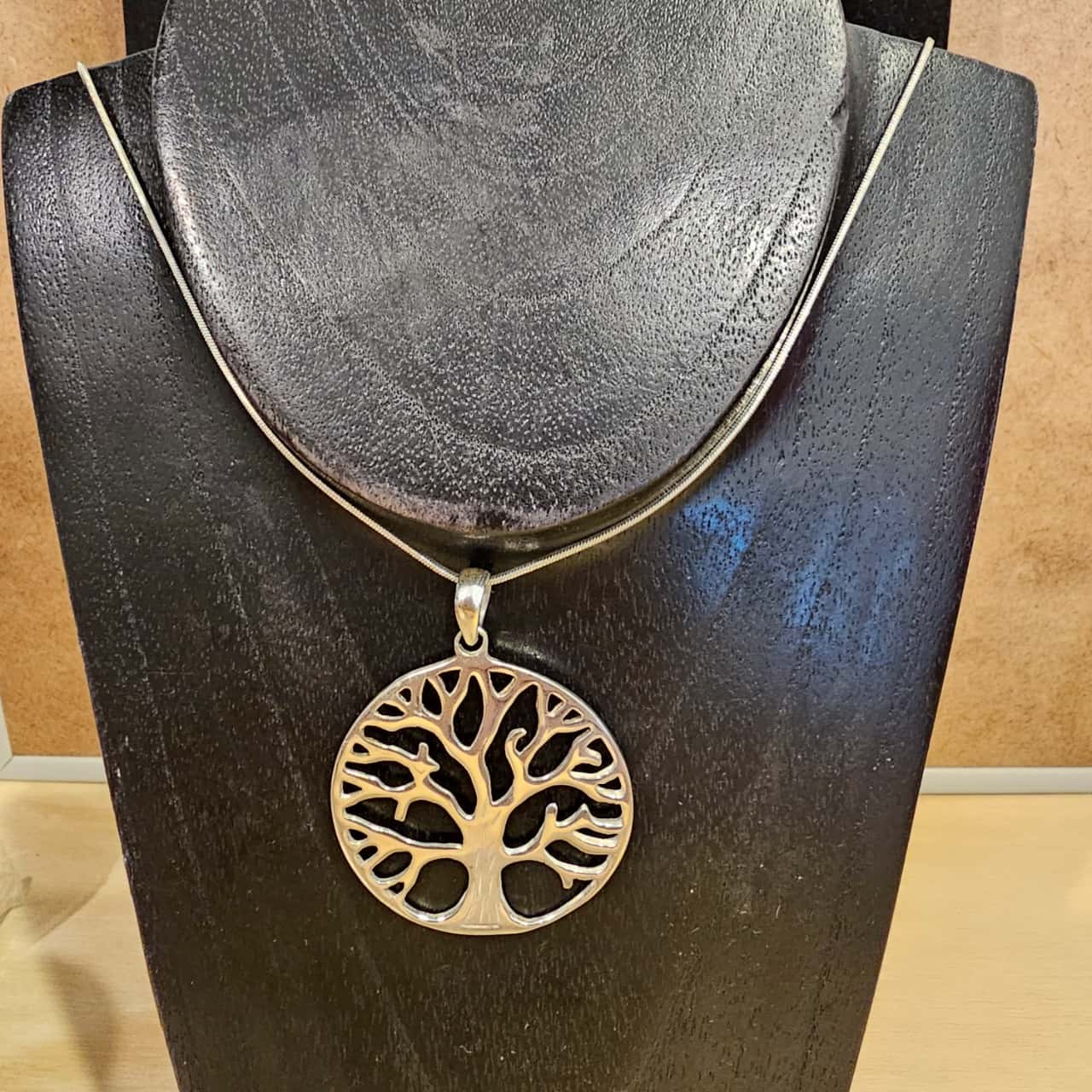 Women's Silver Tree Necklaces (s)