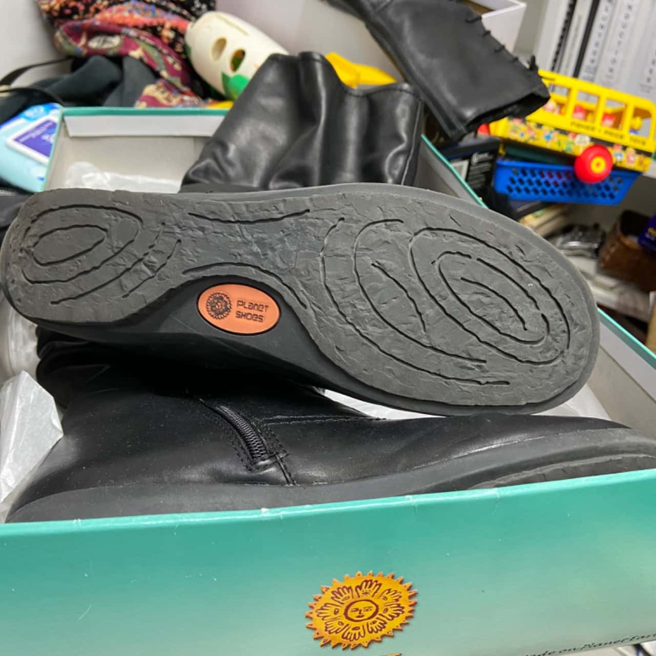 Planet Shoes Womens Size 10 Black