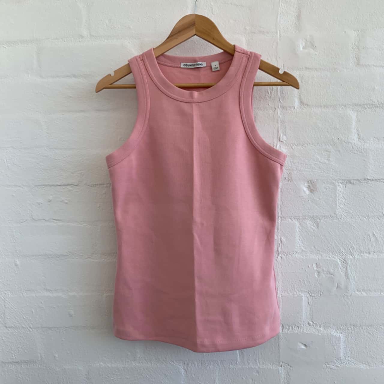 Country Road Small Pink Singlet