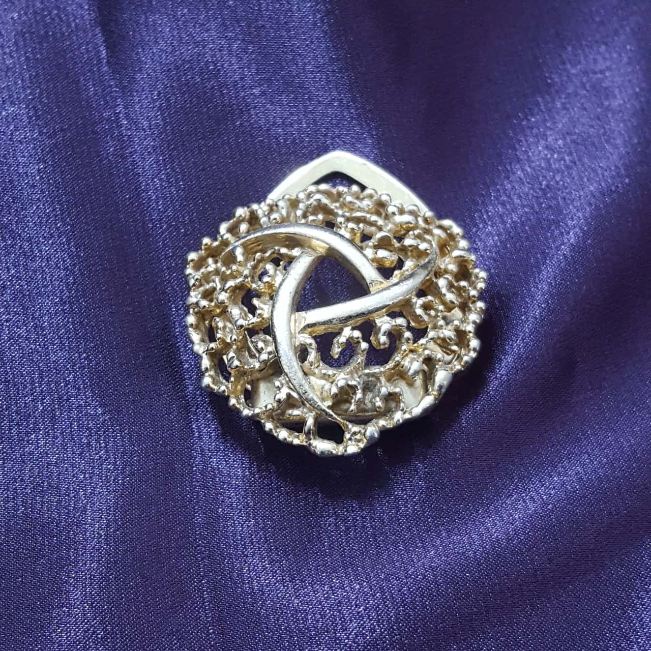 Womens Gold Scarf Clip(s)