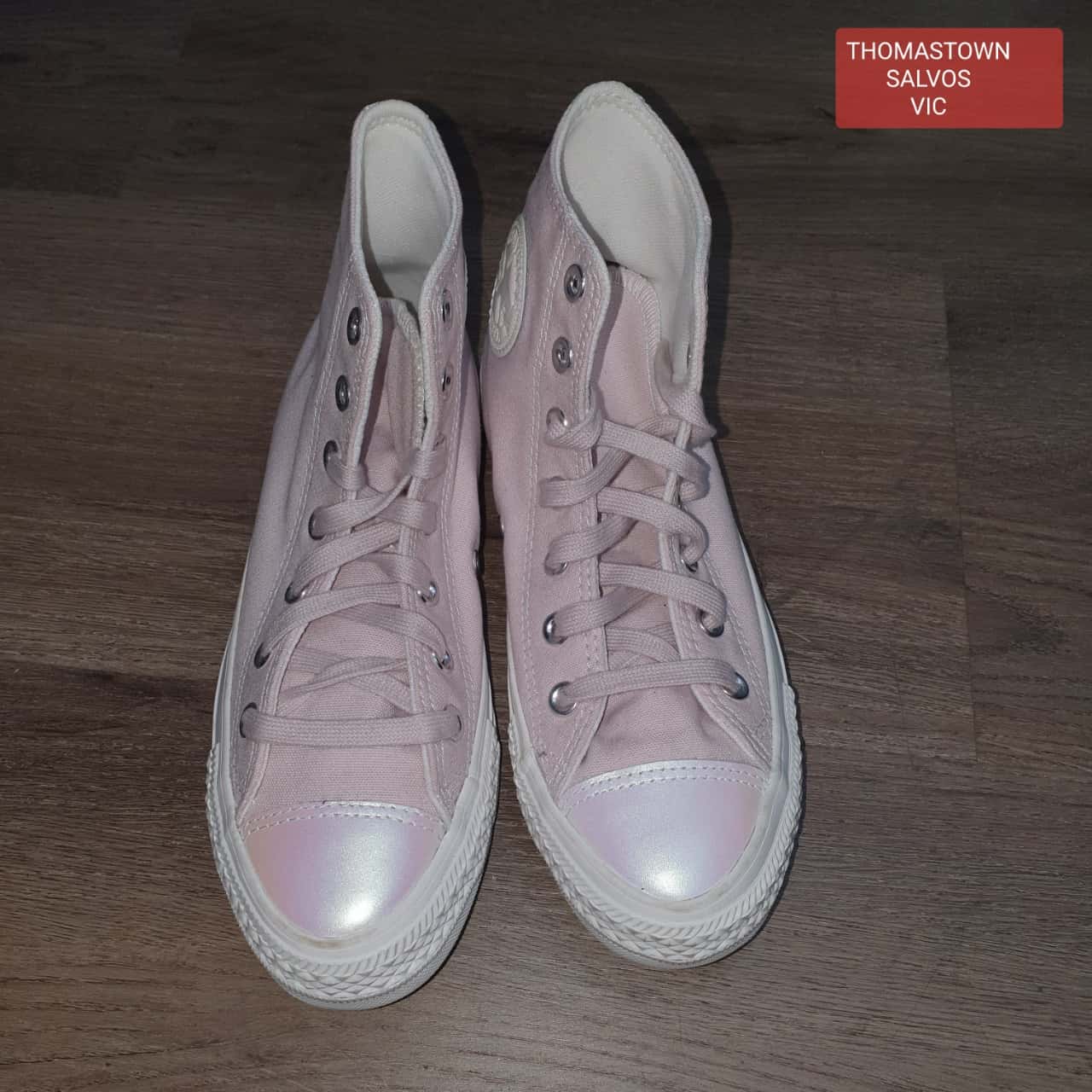 Converse All-star Women's Chuck Taylor Size 7(s)