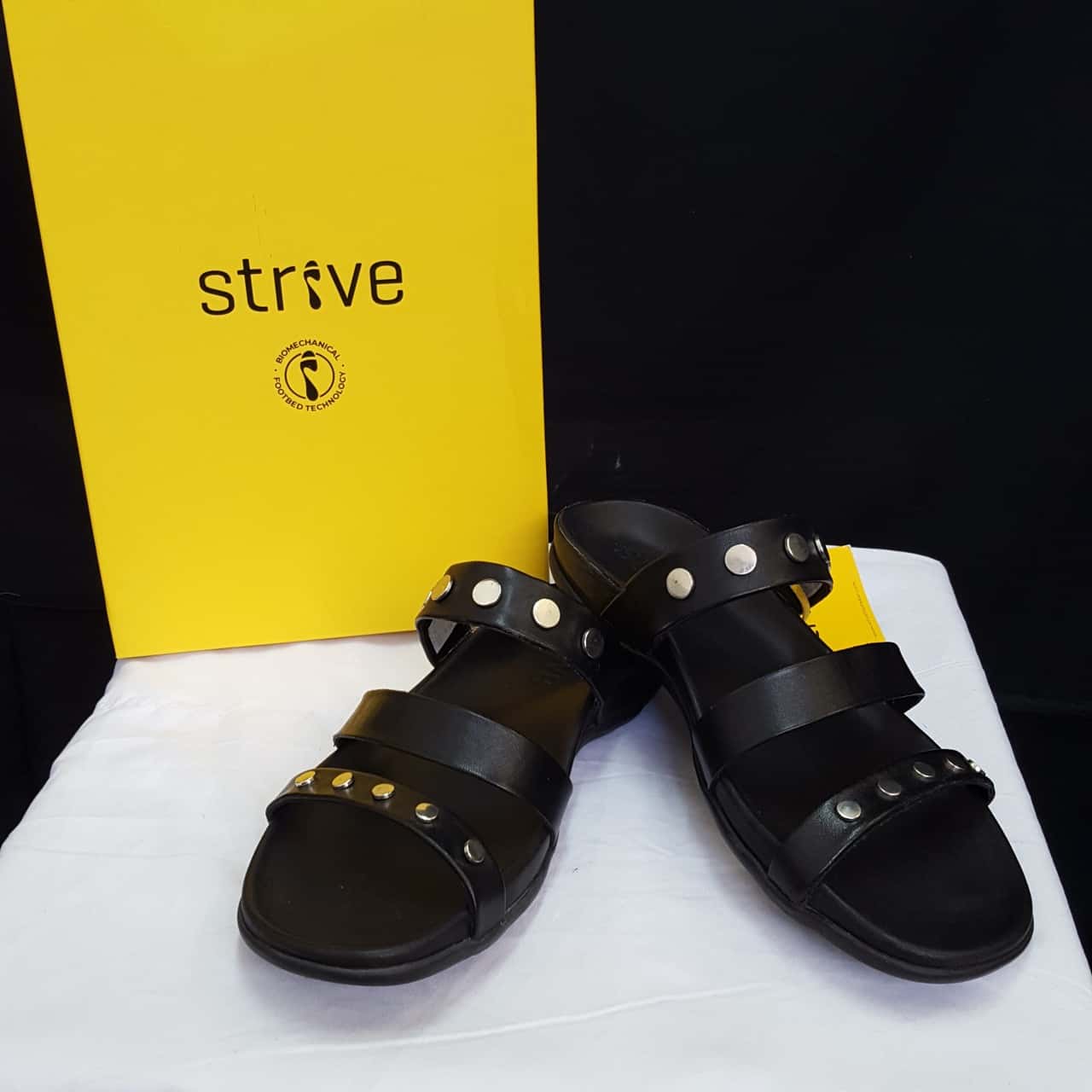 Strive For Wear Black Orthotic Shoes Women's US size 10(s)