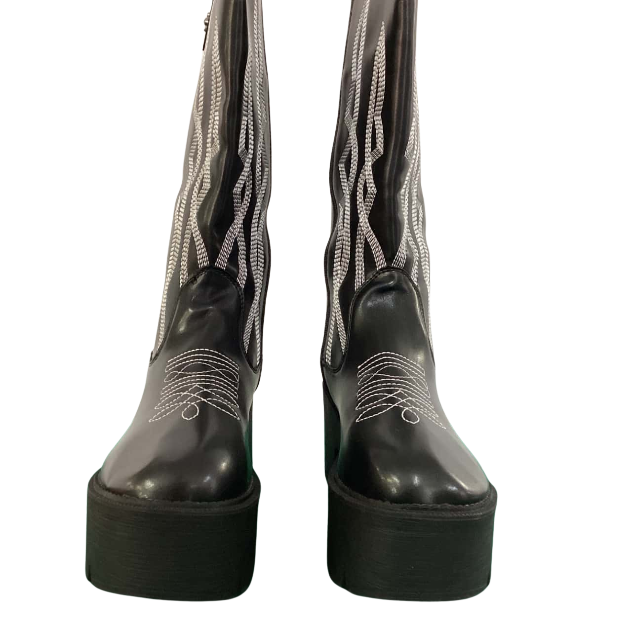 Womens Black platform boot, size 43 , BNWOT(s)