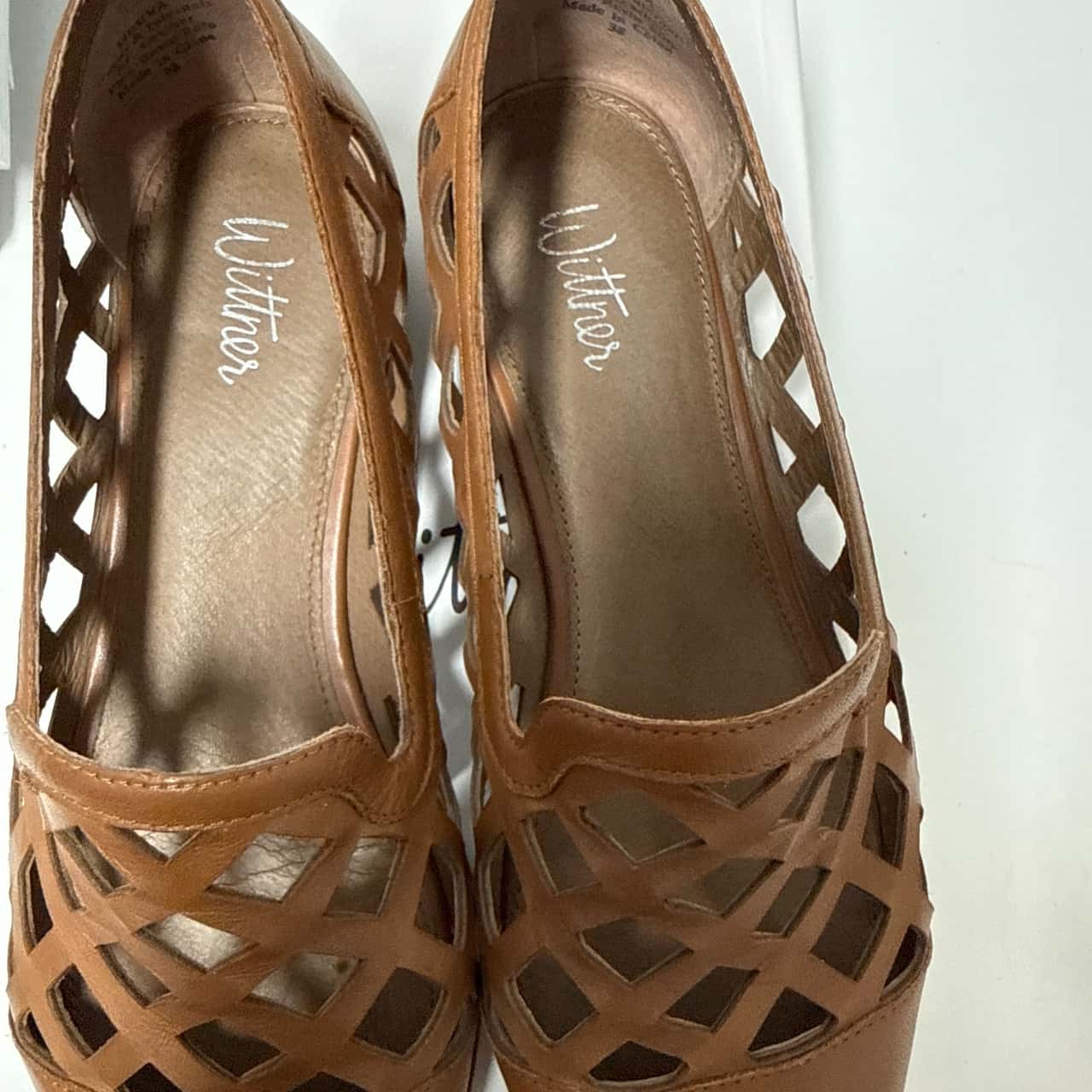 Wittner Size 38 Flats Brown