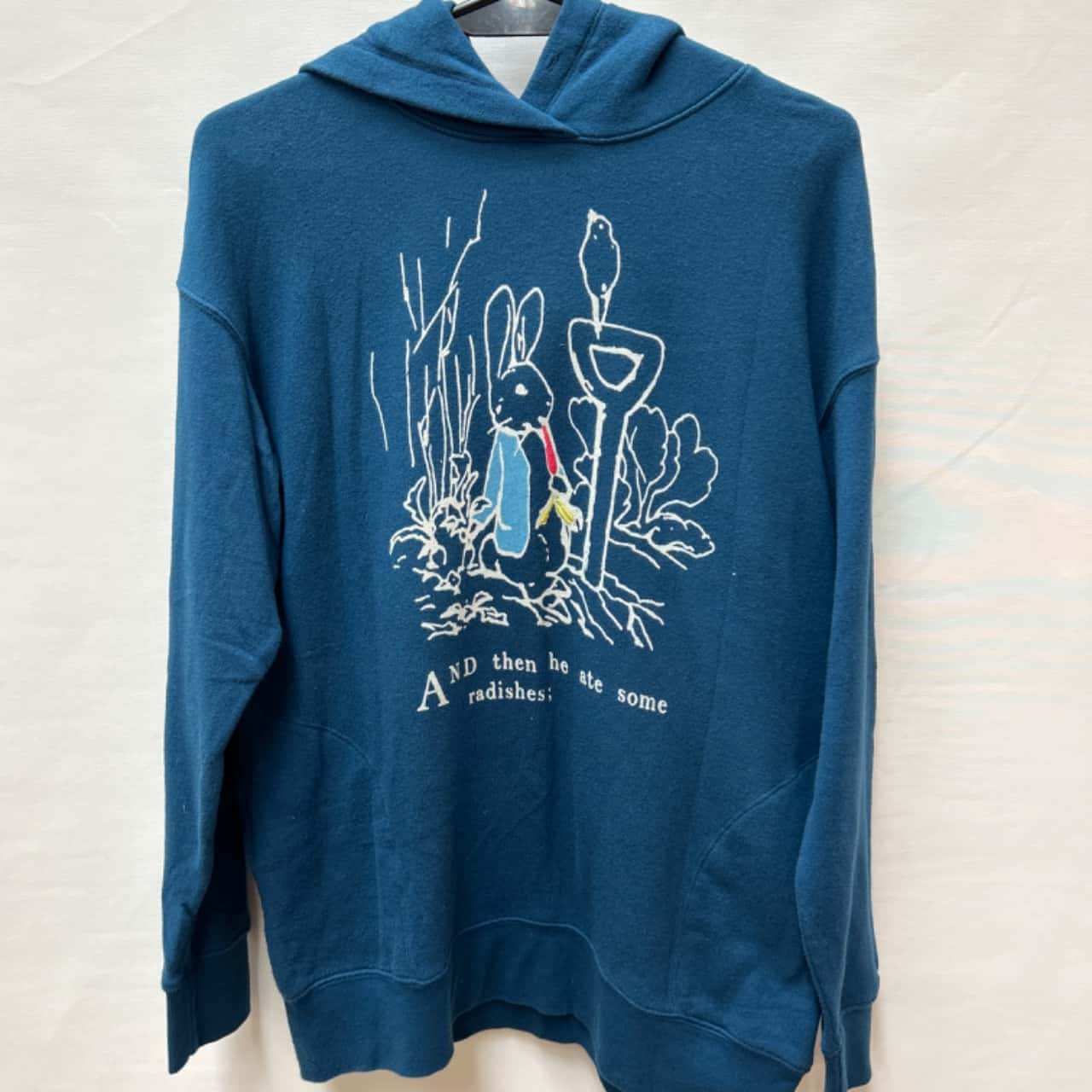 Uniqlo Peter Rabbit Womens Size S Sweatshirt Navy Blue (s)