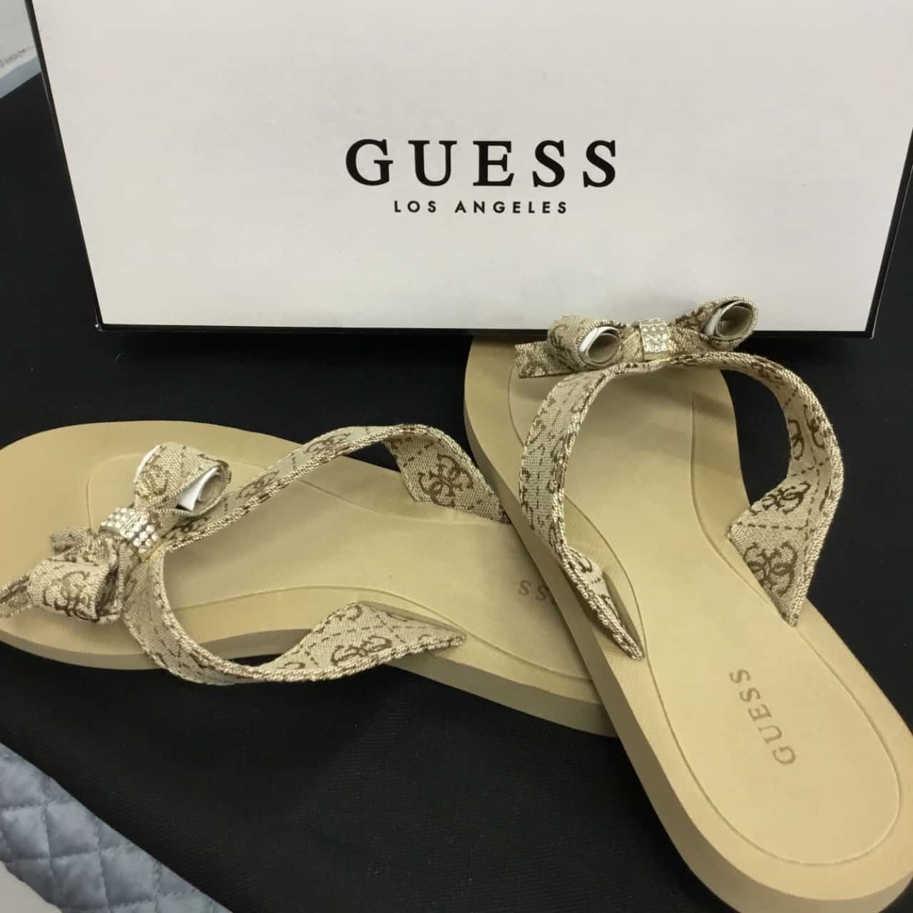 Guess Bow Thongs(s)