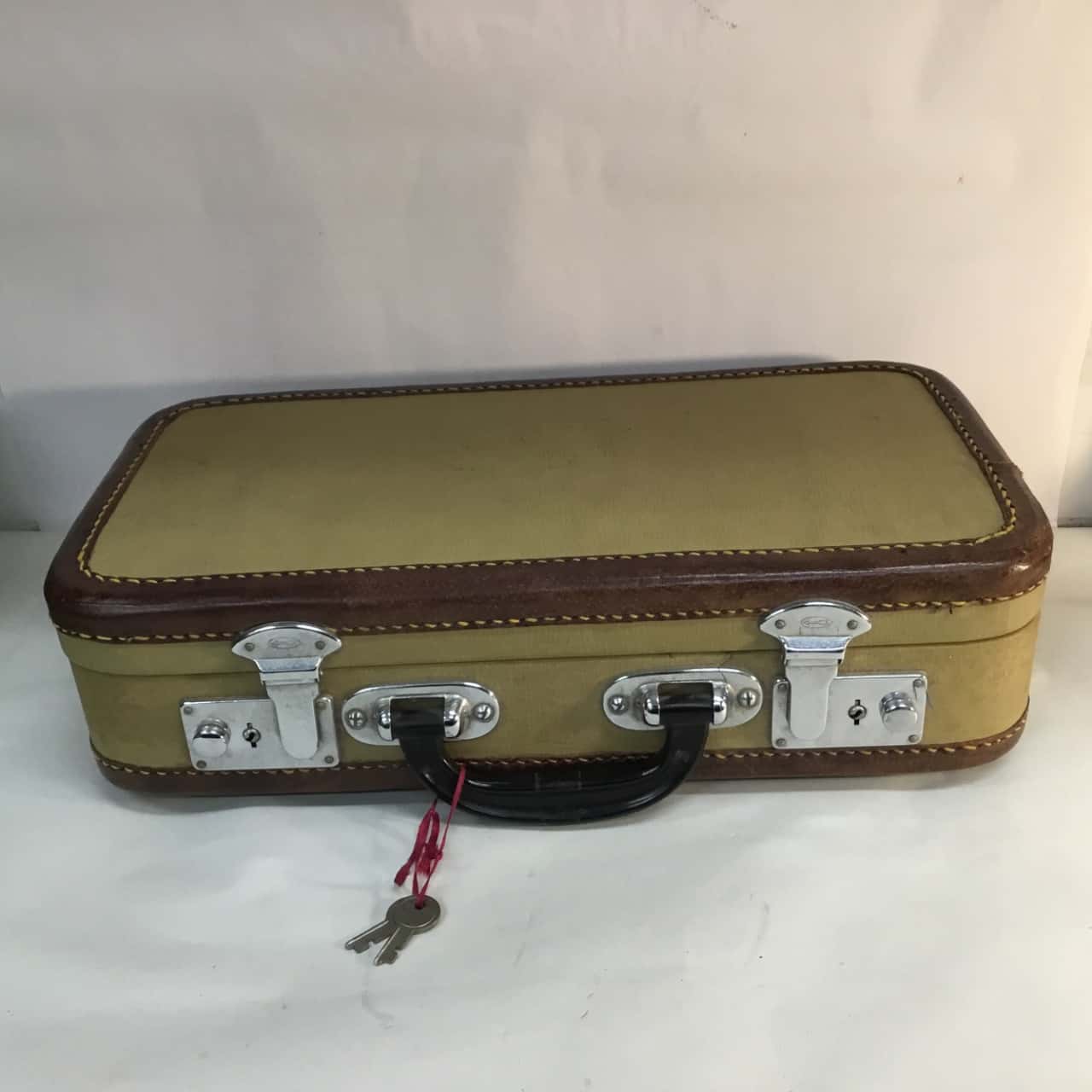 Vintage Clarinet Lark in Case as pictured