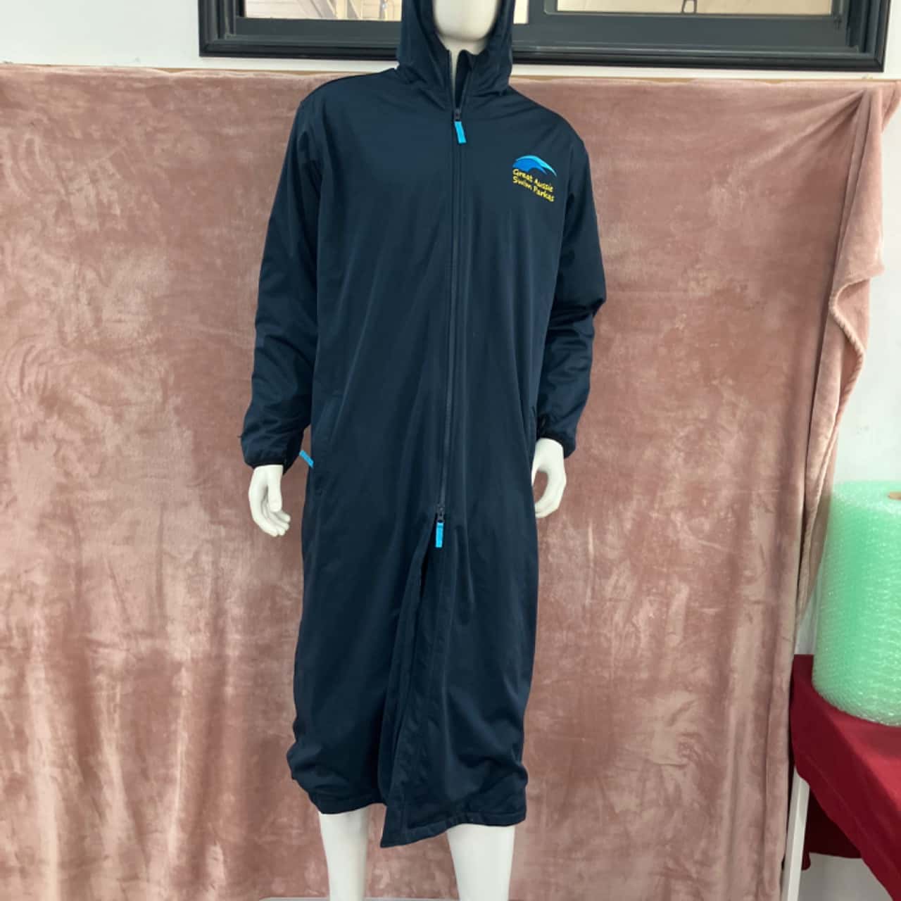Great Aussie Swim Parks Pool/Jacket Coat Size Medium(s)