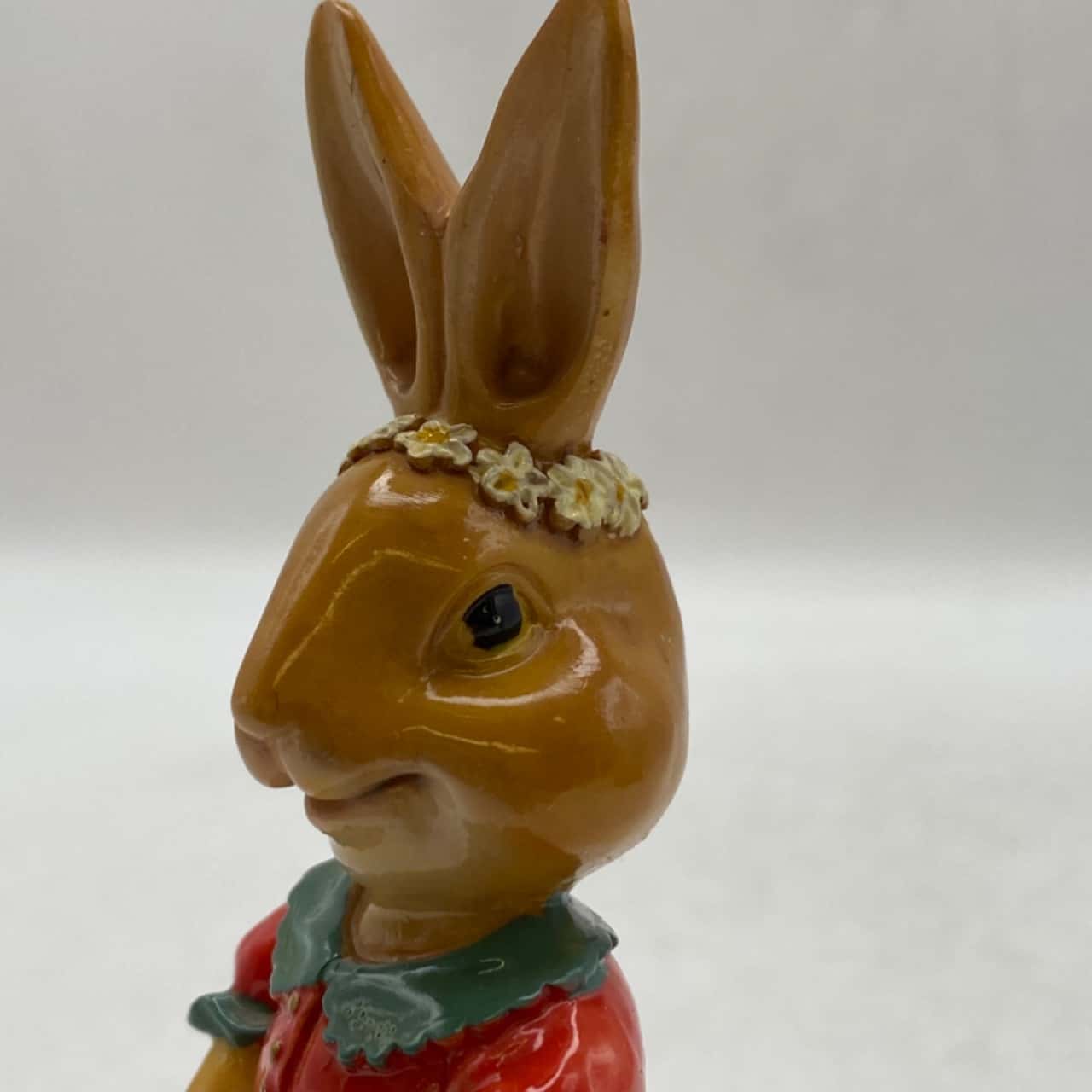 Vintage Tales of Warren 14 cm Rabbit "Windy Days" by Regency Fine Arts(s)