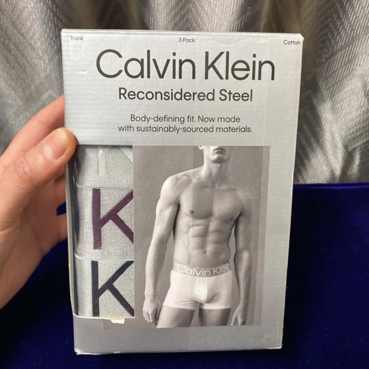 CALVIN KLEIN Men's 3 Pack Trunks Boxed Size L (s)