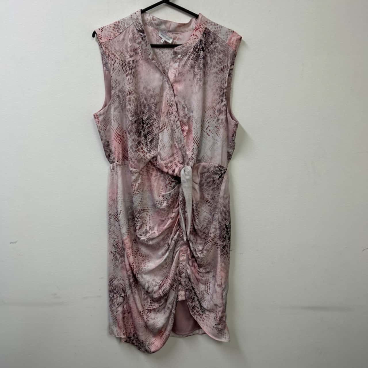 Wayne Cooper Womens Size 16 (s)