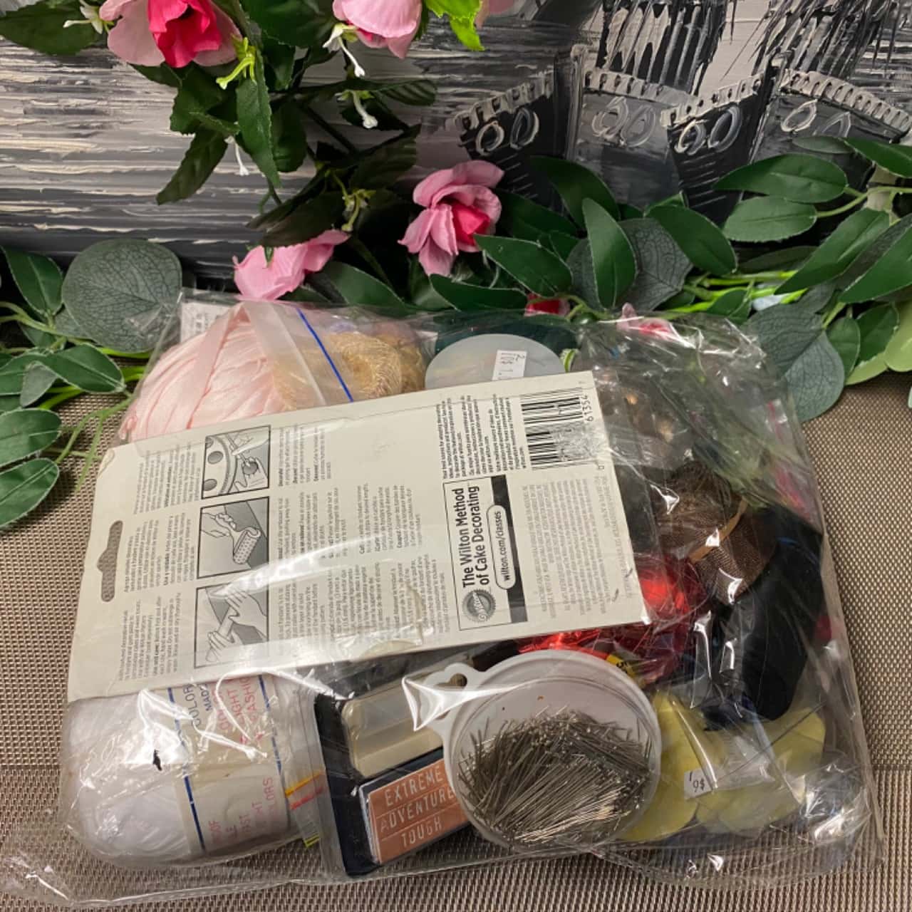 Craft bag 16- mixed bag of craft items (s)