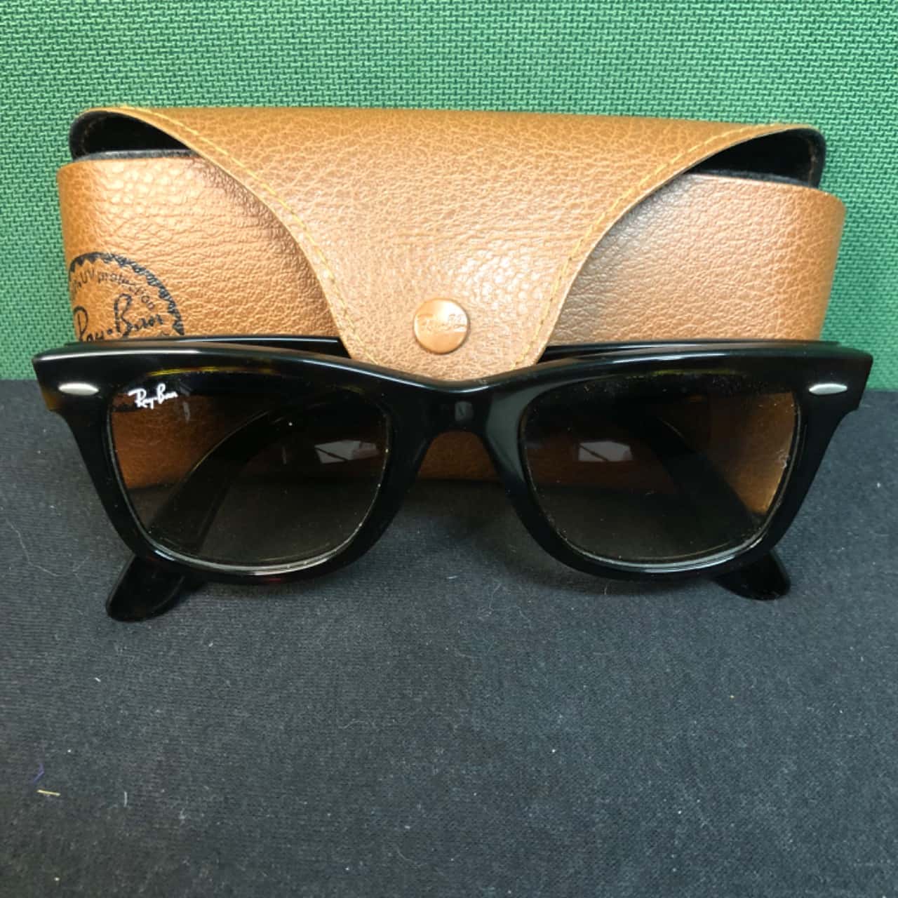 Ray Ban - Dark Leopard Print Frame Wayfarer Sunglasses (With Brown Case)