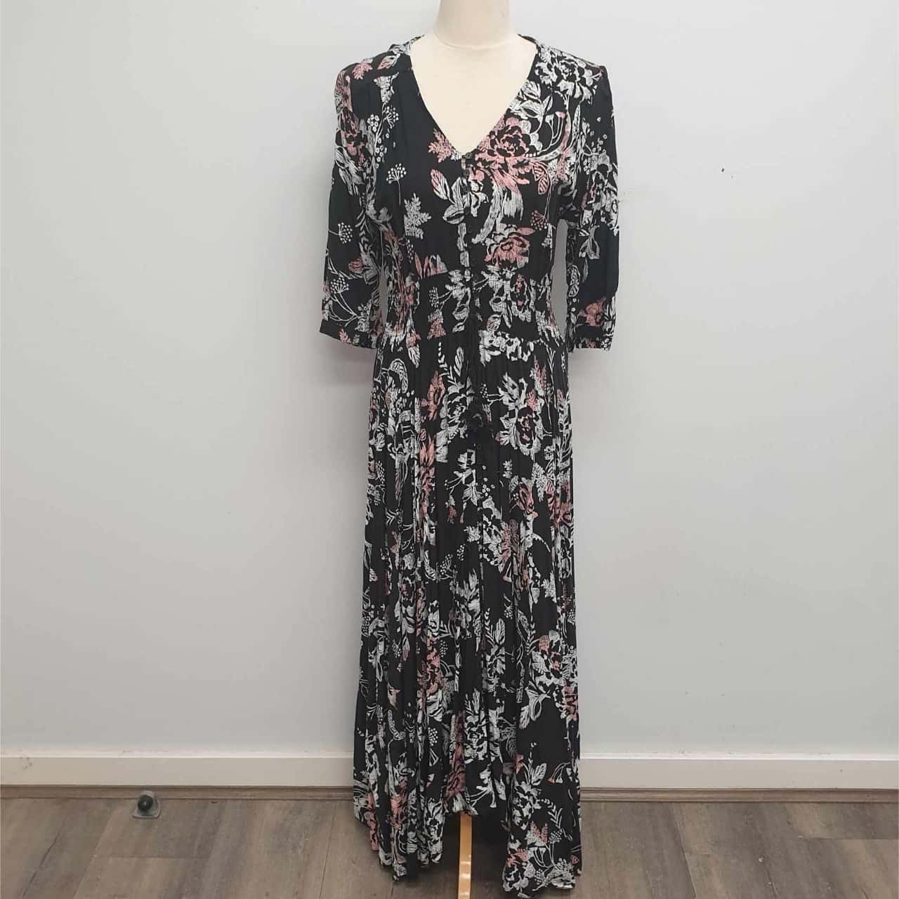 Jaase Super Pretty /Black with Pink & White Floral Pattern /Elastic ...