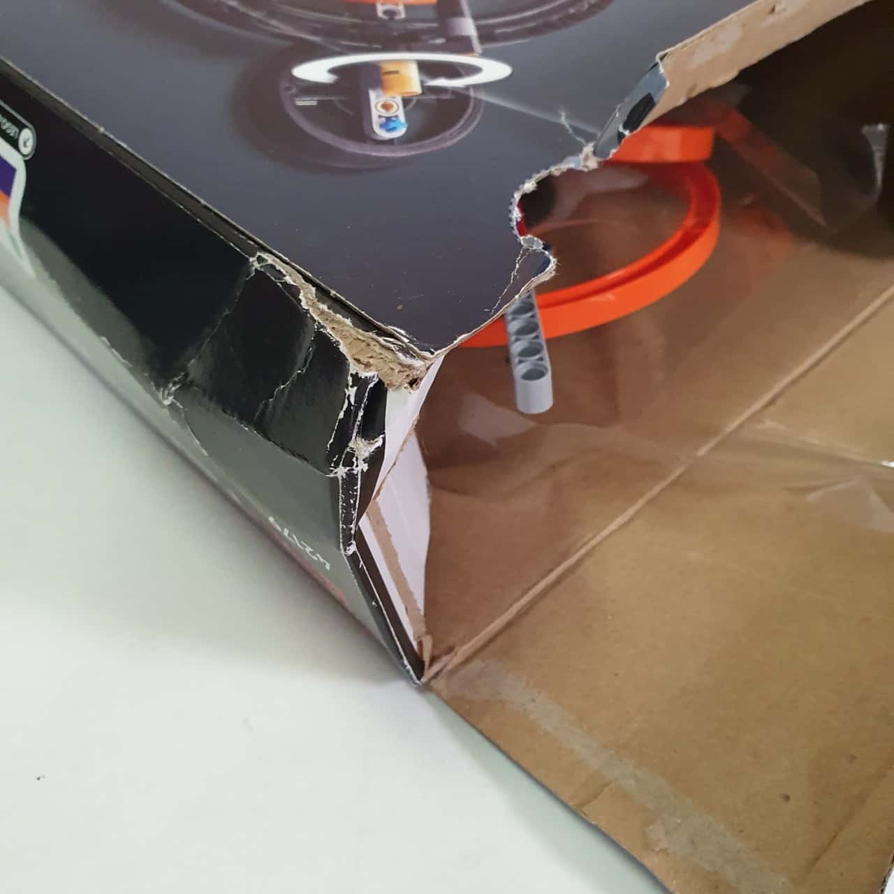 Lego Technic 42179 Planet Earth and Moon in Orbit - Incomplete