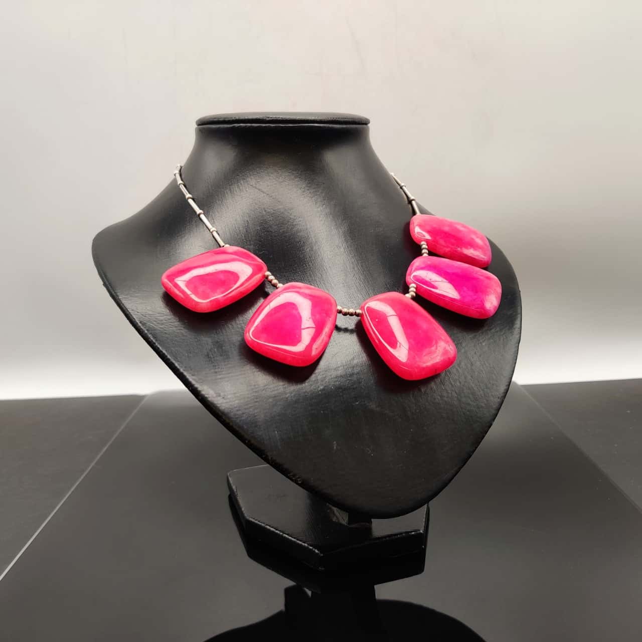 Breath-Taking 5 X Fuchsia Jade Polished 4cm Stone "Slabs" On Silver ...