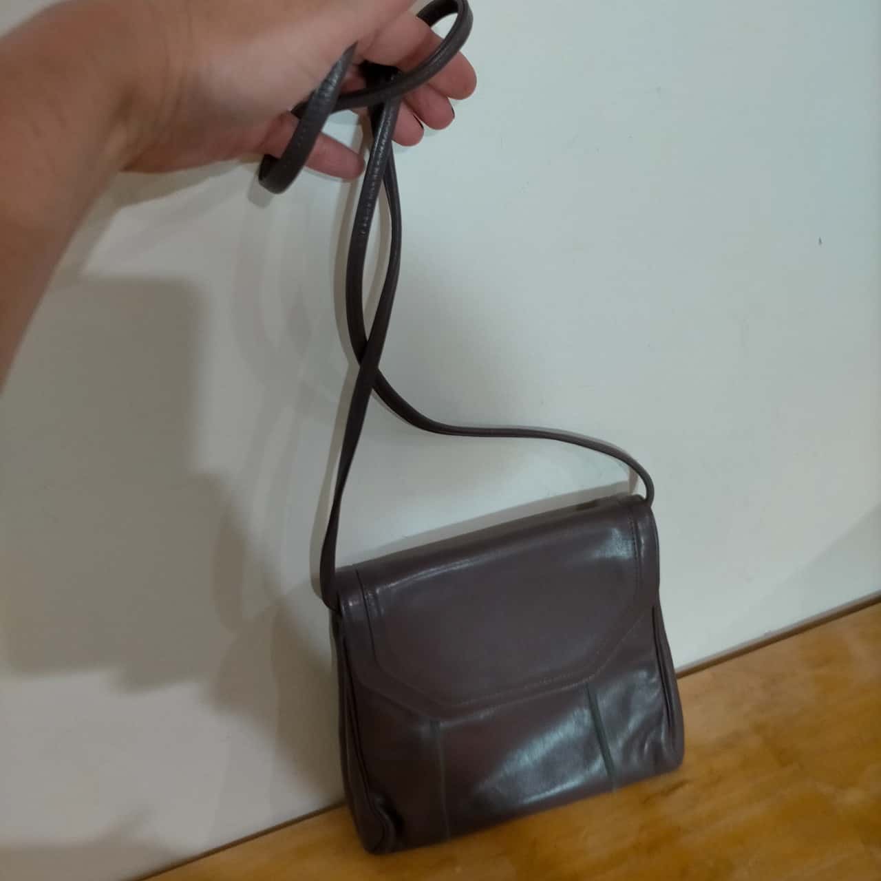 VINTAGE Australian made Leather Handbag Mocha Brown/ Grey VGVC(s)