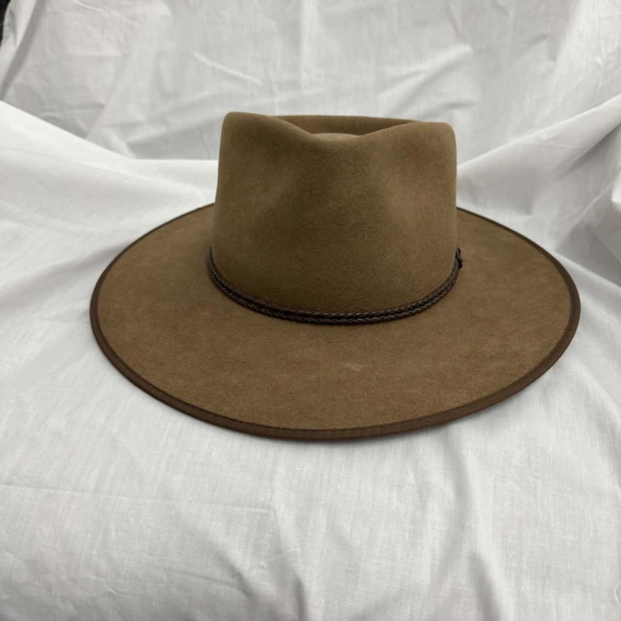 Akubra Australian Cowboy Hat size 60 Unisex Beige (s)
