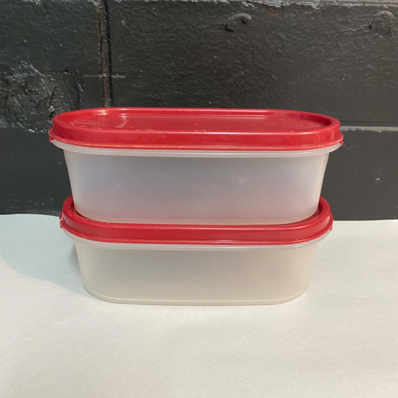 Tupperware Maroon 19cm containers set(s)