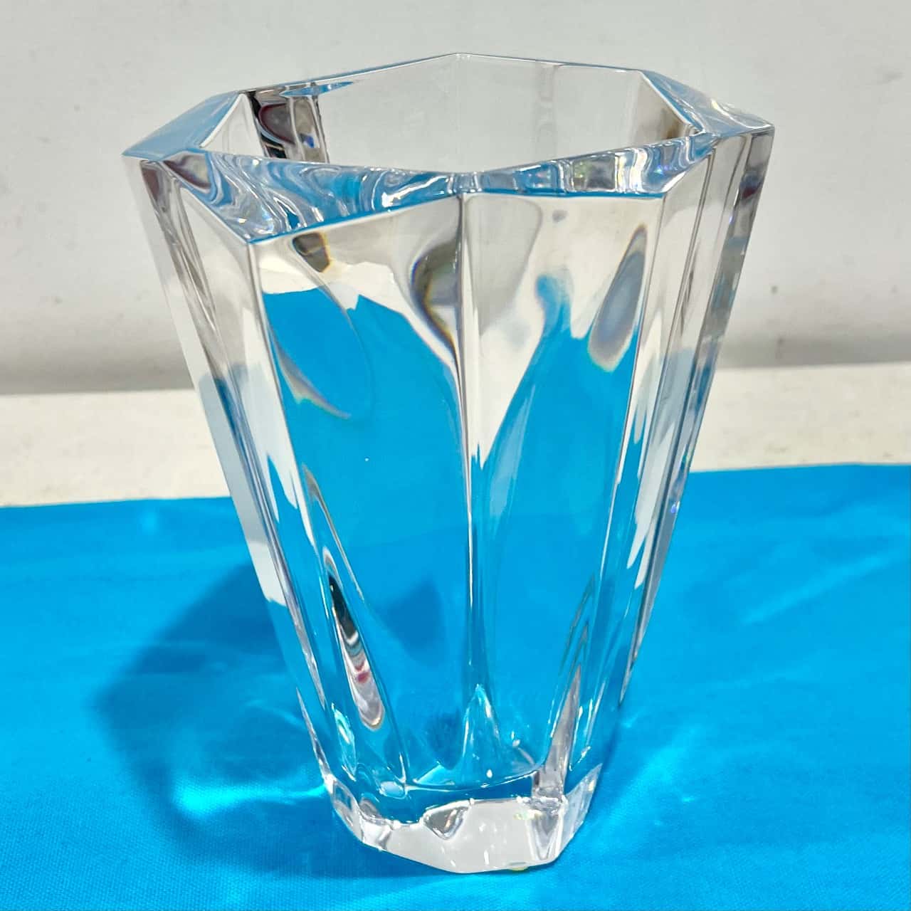 Orrefors Crystal Vase Made in Sweden- just gorgeous(s)