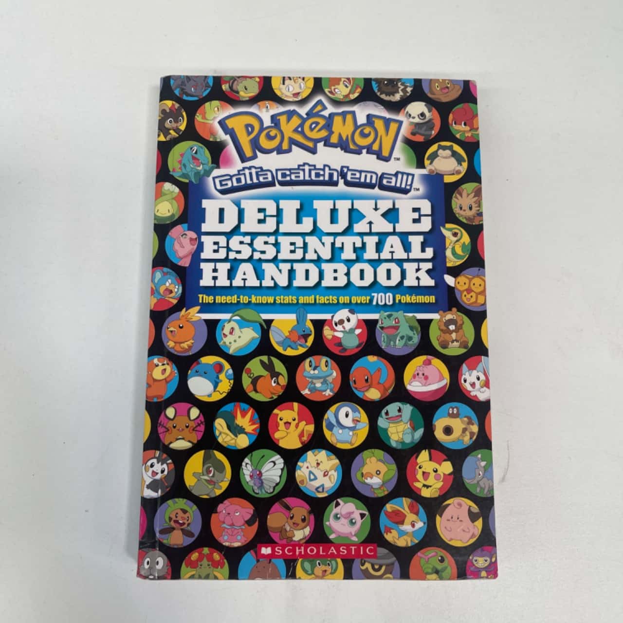 Pokemon deluxe essential handbook(s)