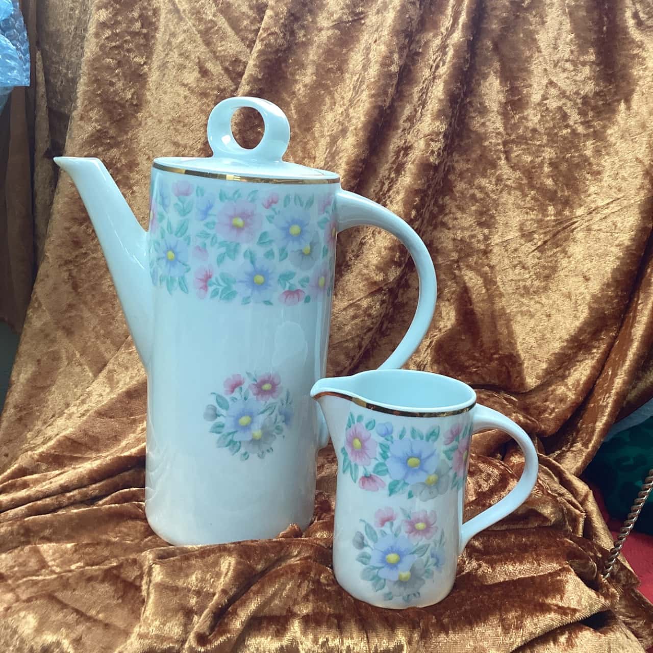 Schmidt Coffee Pot and Creamer