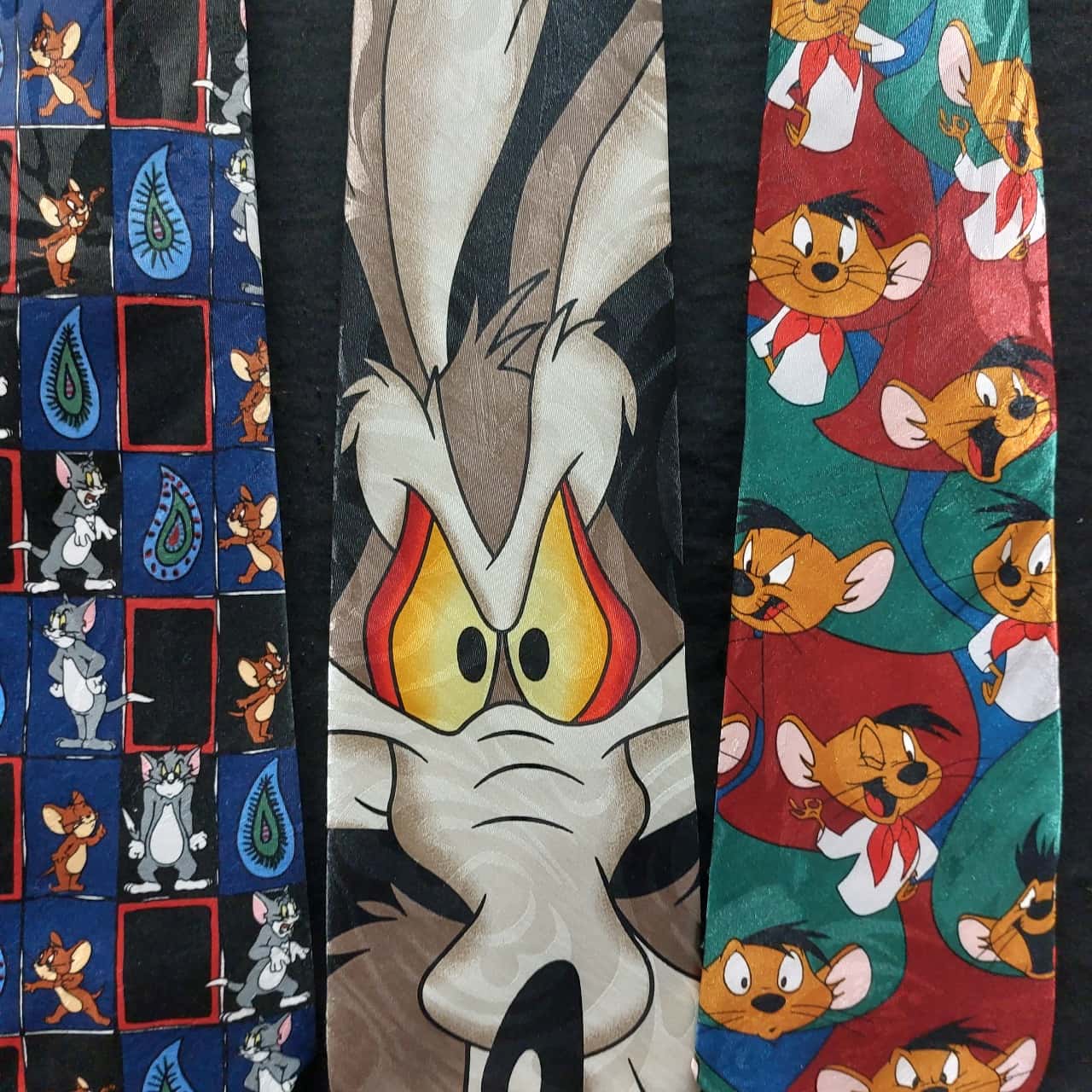 3 Looney toon character ties (s)