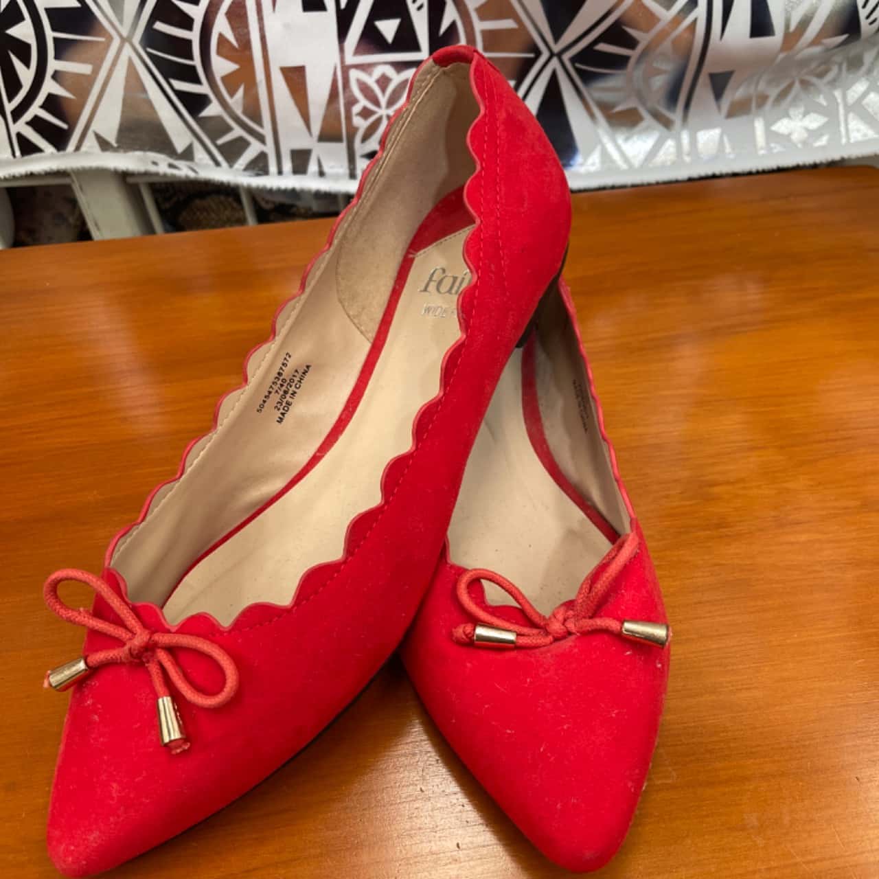 Size 40 Faith Red Flats(s)