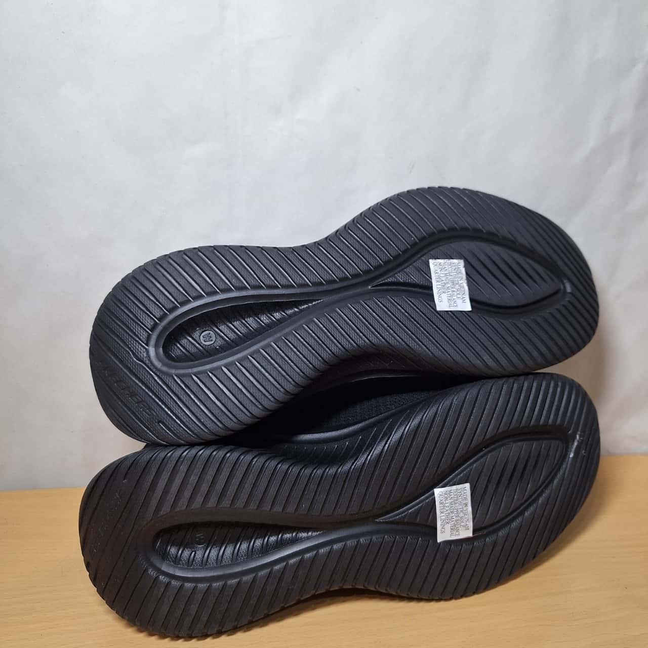 Skechers Slip-Ins Ultra Flex 3.0 Smooth Step - size US 9