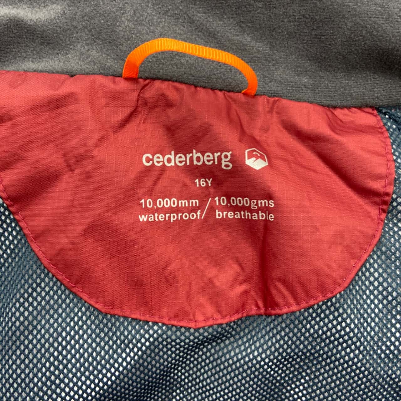 REDUCED Cederberg kids size 16 rain jacket (s)