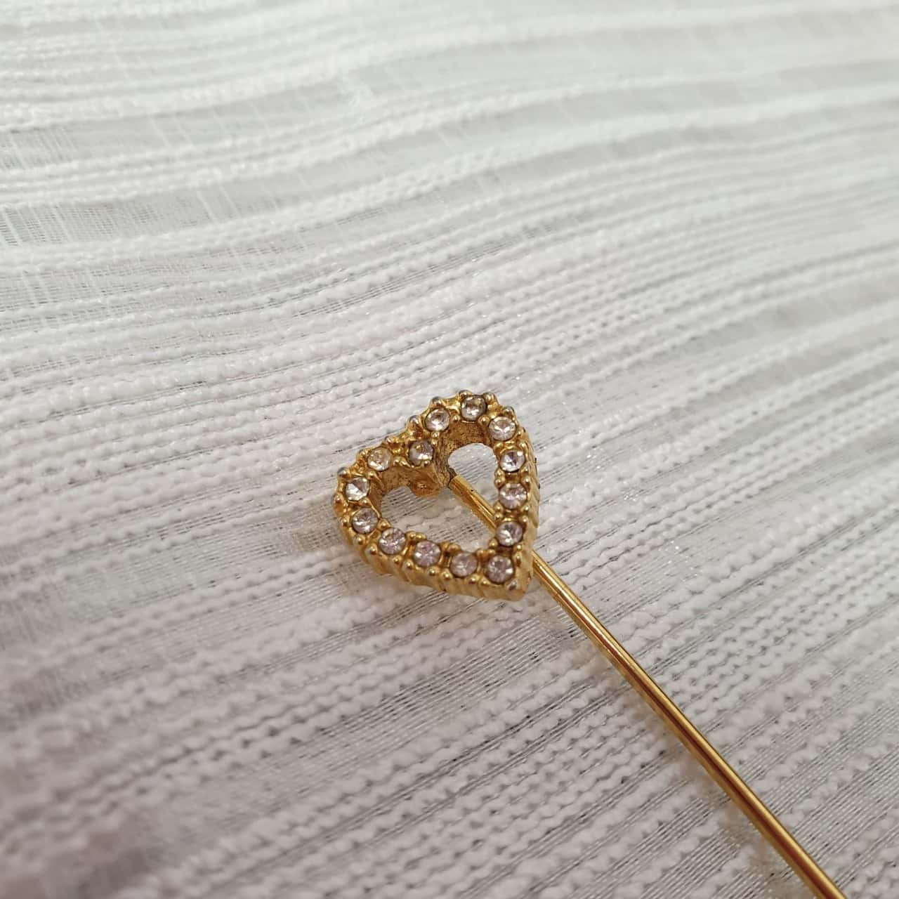 Elegant Gold Tone Diamante Heart Scarf / Tie/Lapel/Collar/ Pin - RRP ...