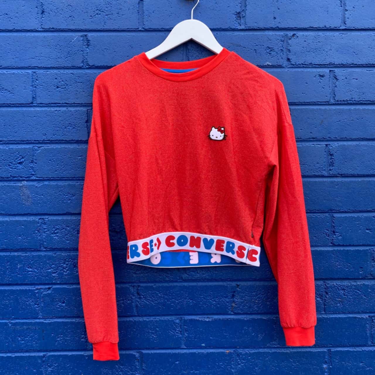 Converse Womens Hello Kitty Size M Jumpers Red (s)