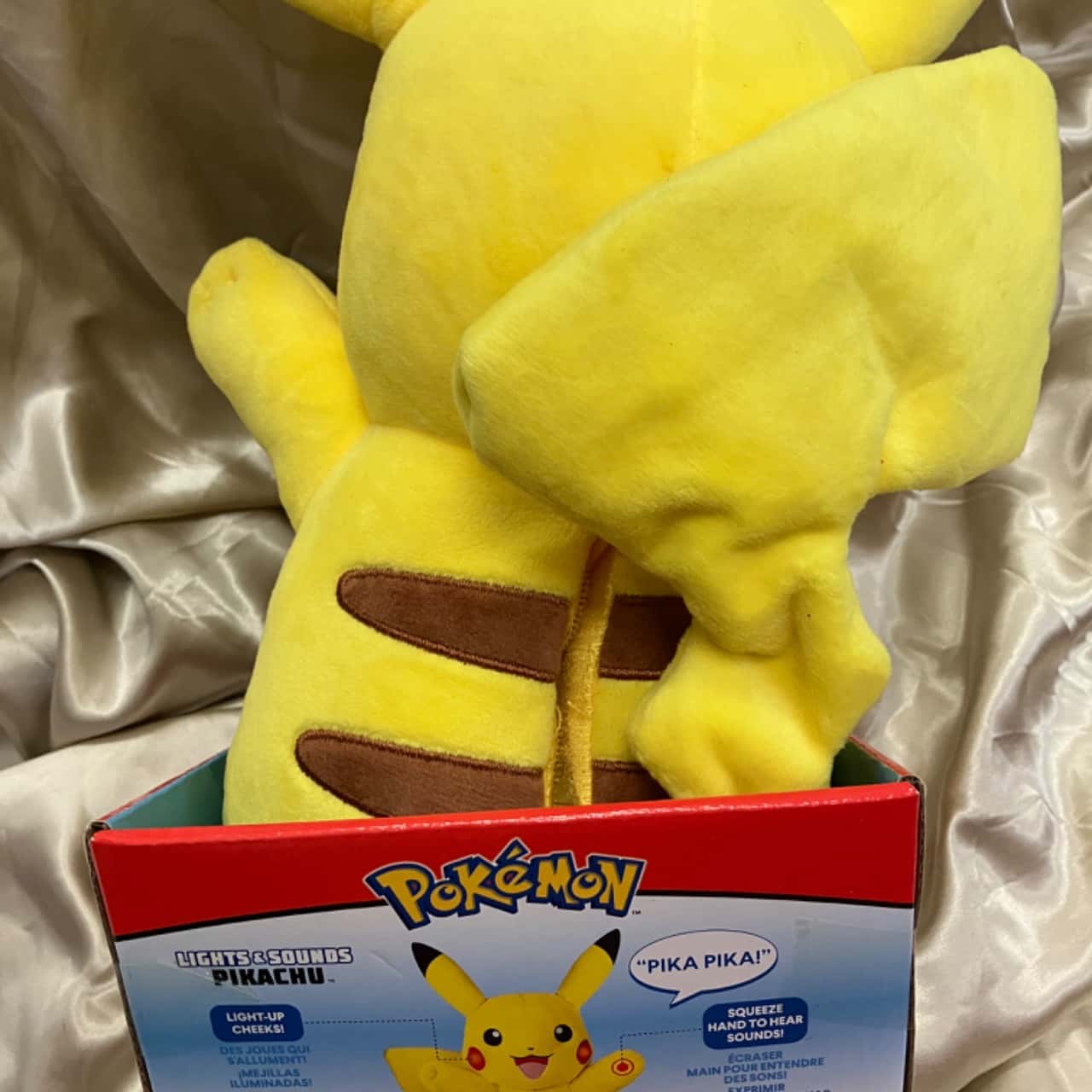Pokémon Lights & sounds Pikachu(s)