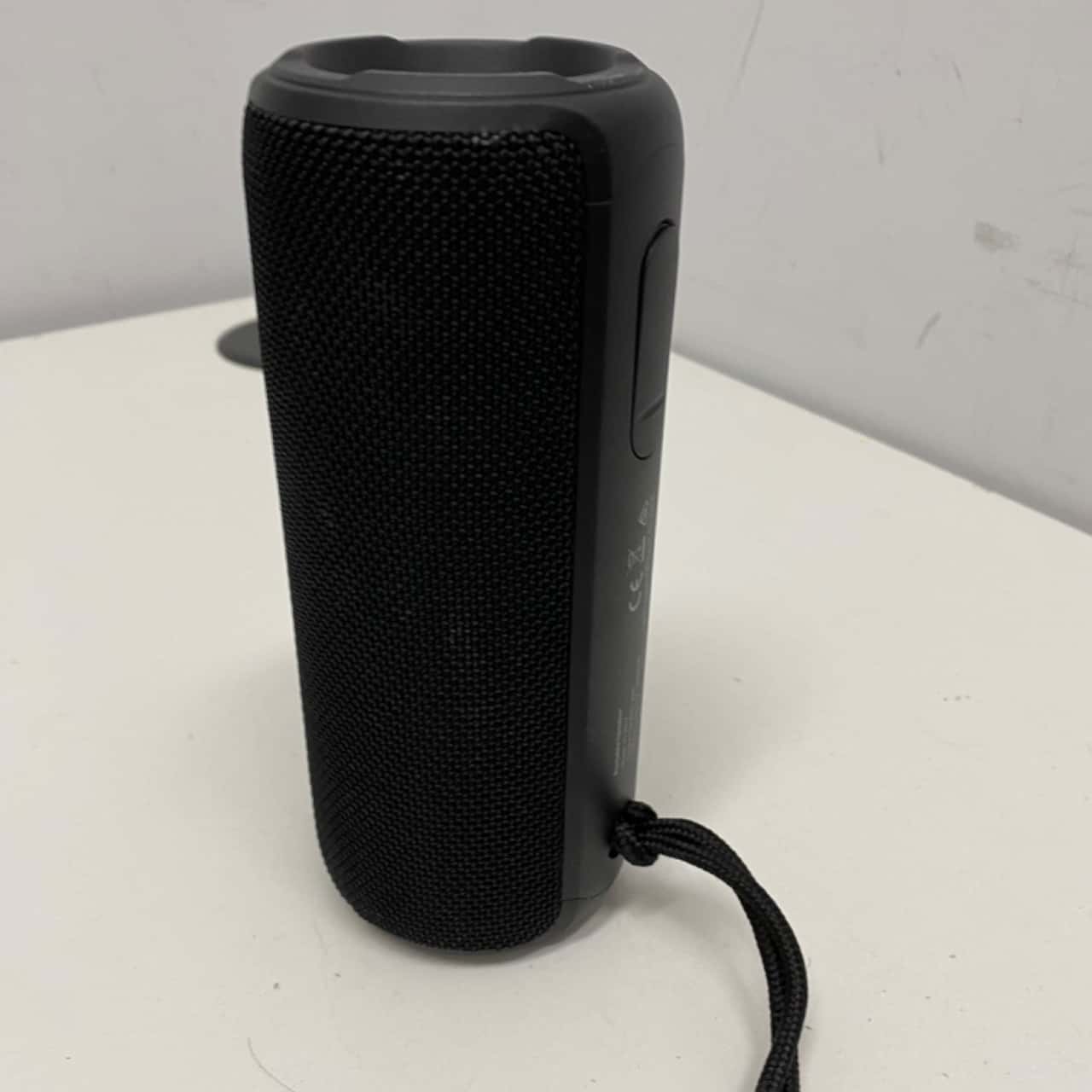 Wave Portable Speaker Shuffle Series 2 Black