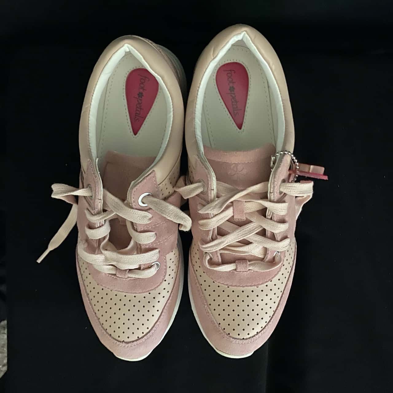 Womens Foot Petal, Pink / White Shoes(s)