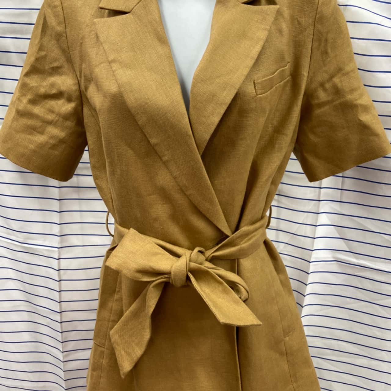 Witchery Womens size 8 button up jacket (s)