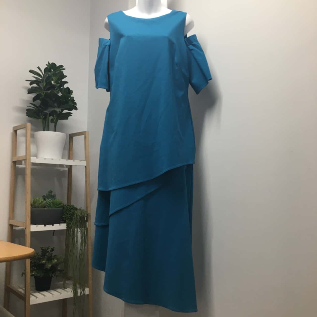 Lisa Ho Womens *New* Size 14 Blue