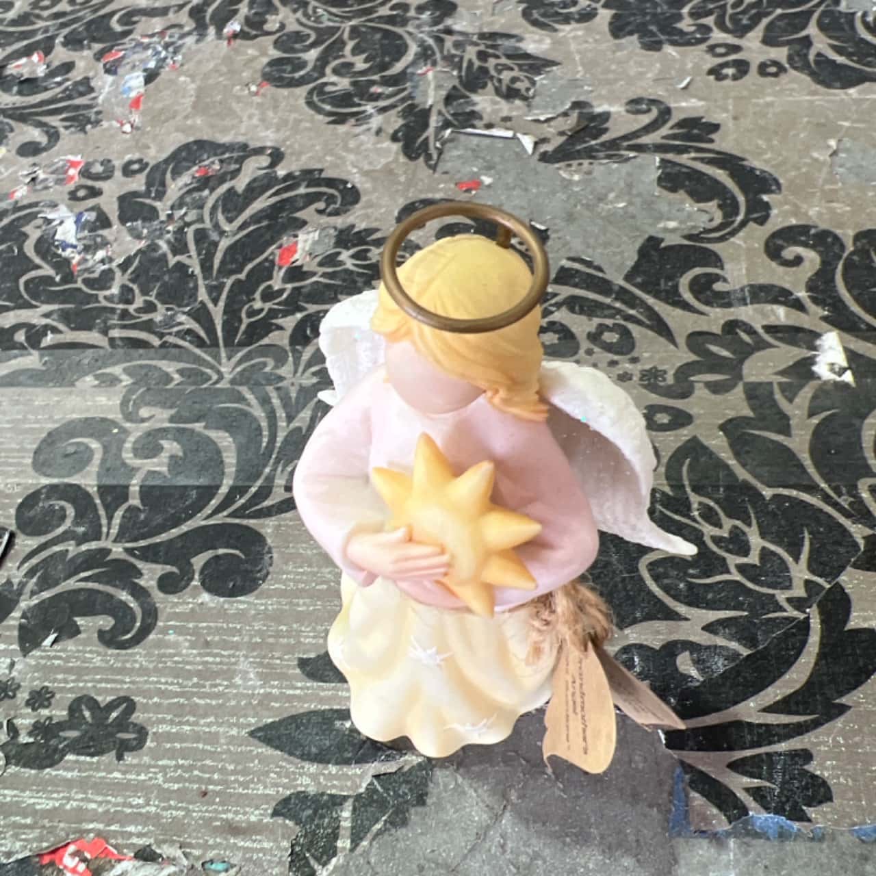 Faithful Guardians Grandmothers Angel Figurine About Face Designs 2006