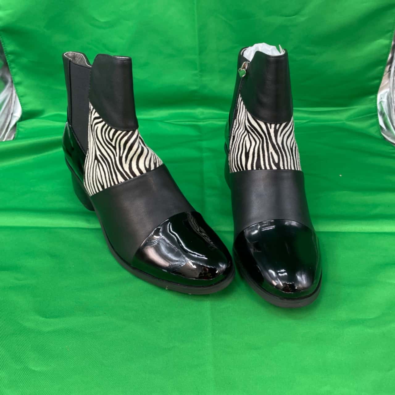 Isabella Boots Womens Size 40 Animal print / Black