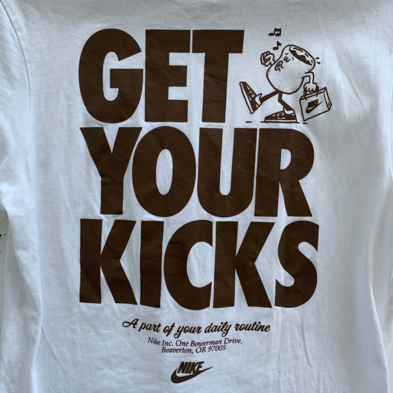 Nike Mens Medium White Graphic Tee(s)