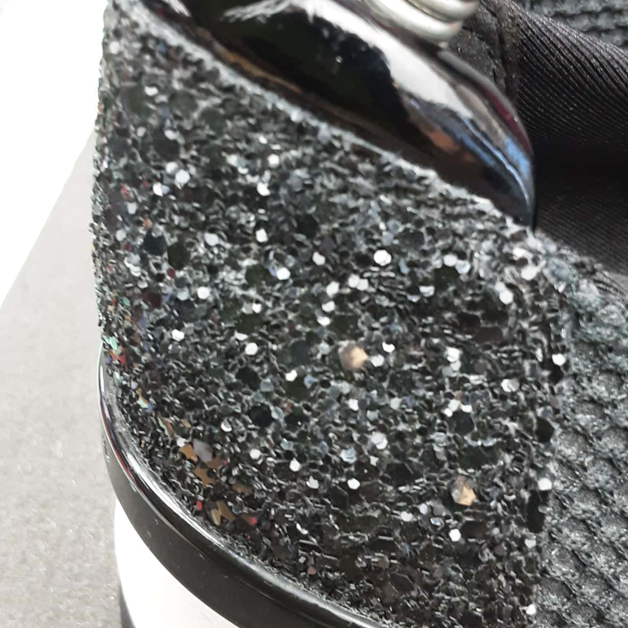 Michael Kors Womens Size seakers Black