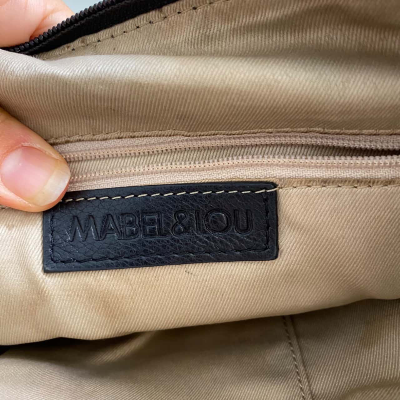 Mabel & Lou Black Leather Cross Body Bag Handbag (s)