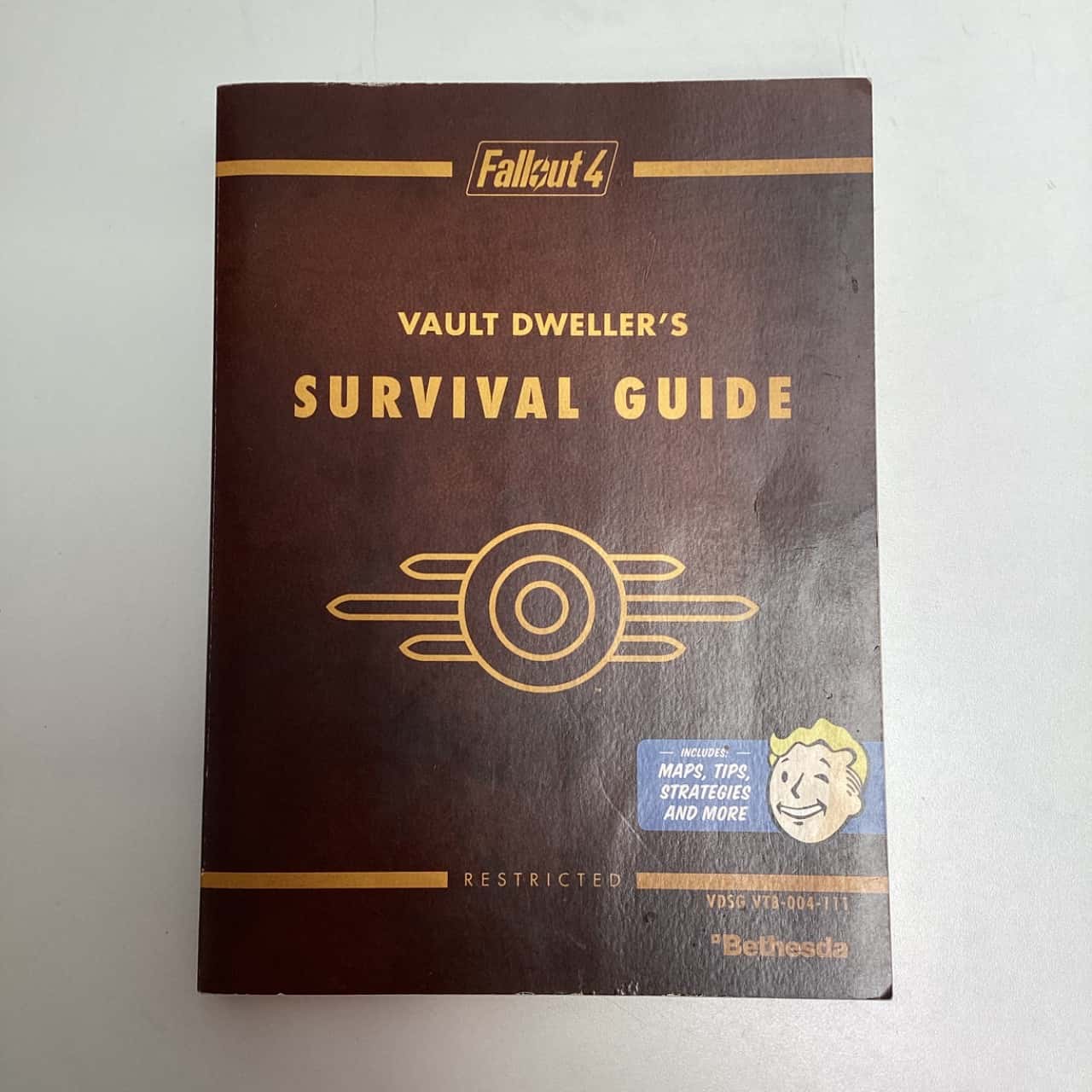 Fallout 4 - Vault Dweller’s Survival Guide(s)