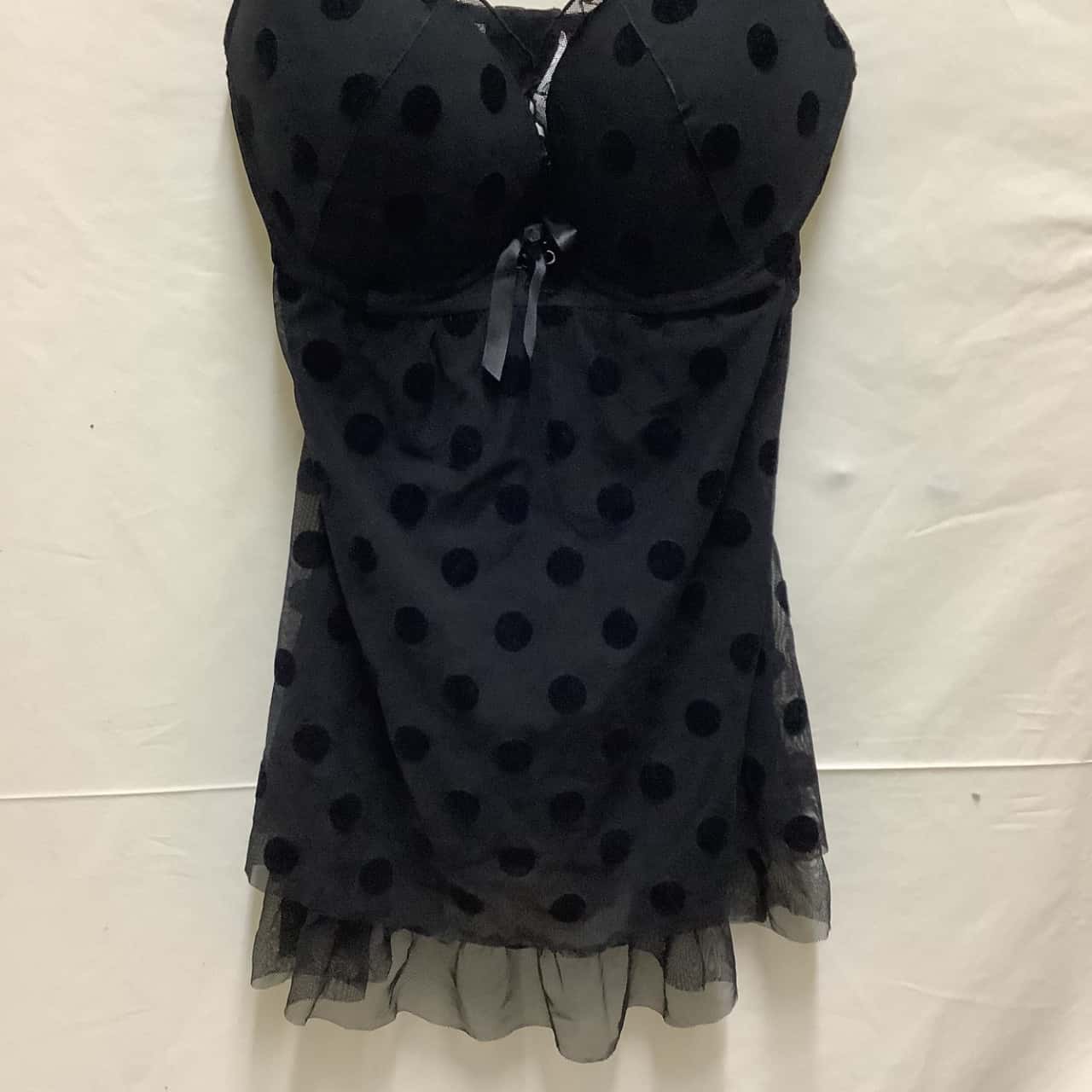 Women’s Size 16DD Black Camisole(s)
