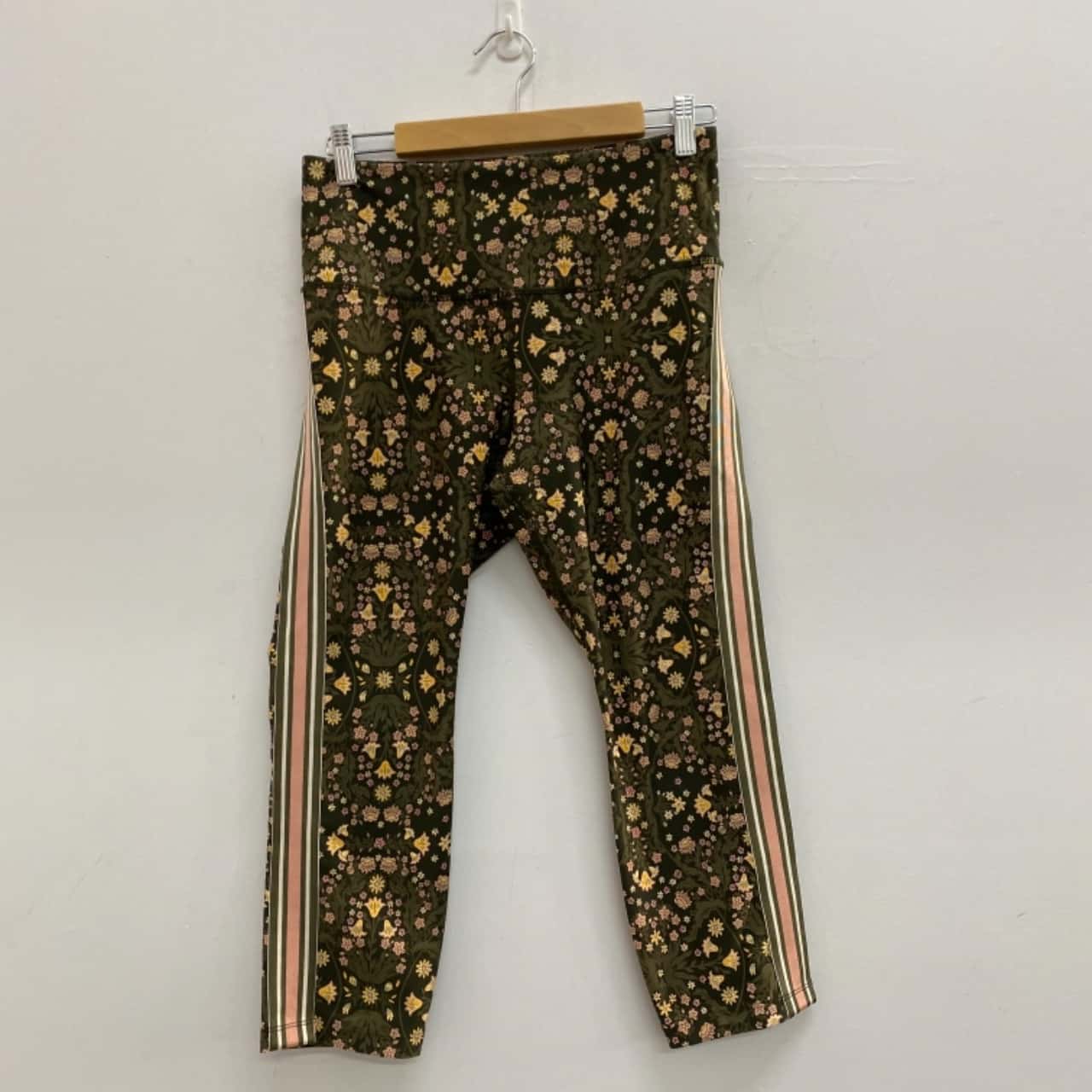 Lorna Jane Womens Size M Floral (s)