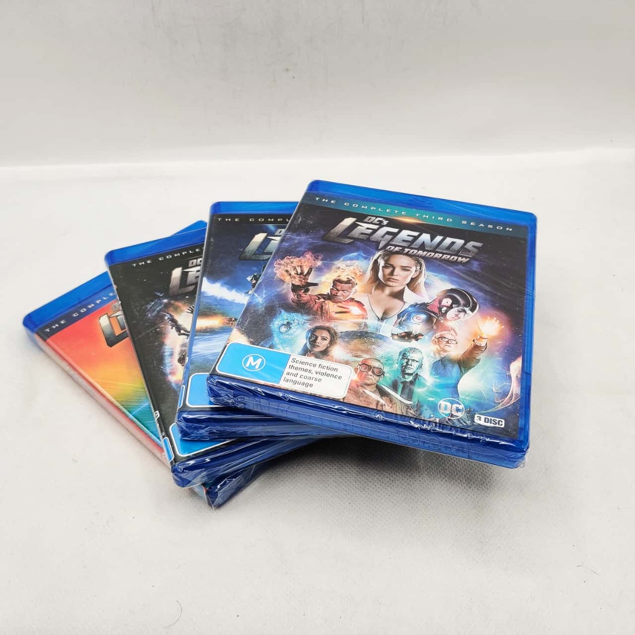 DC's Legends Of Tomorrow Seasons 1 to 4 On Blue-Ray Discs (10 Discs ...